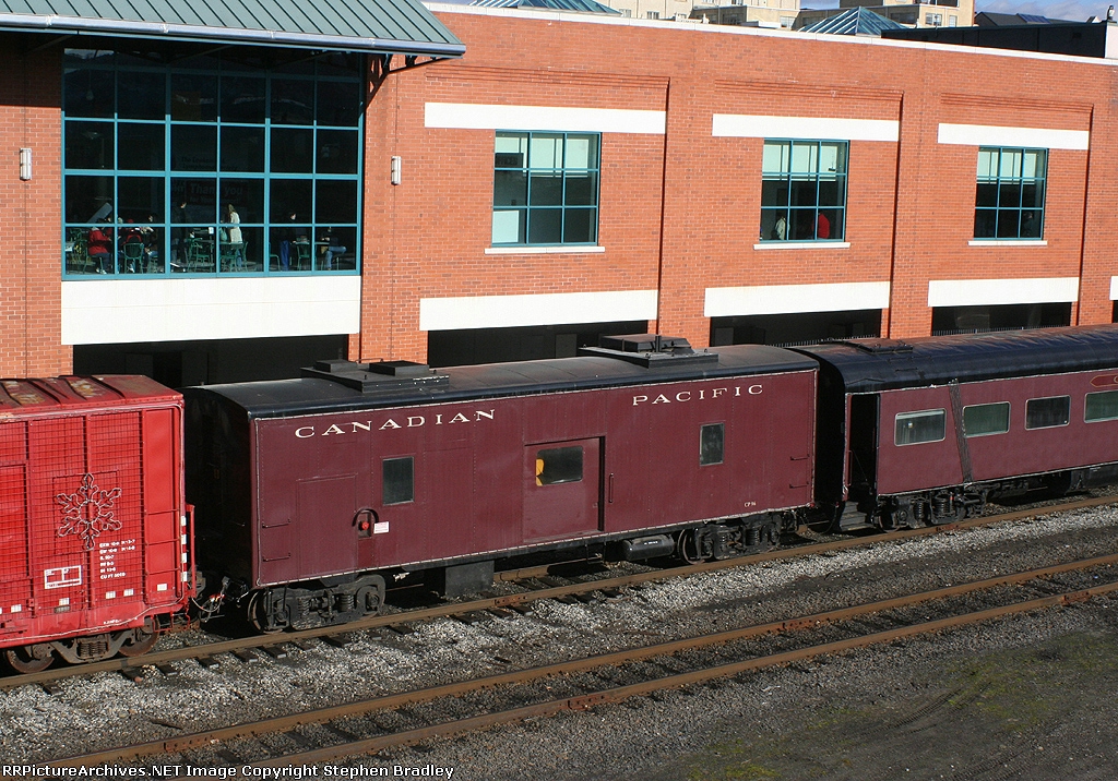Canadian Pacific car